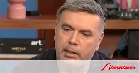 Πέθανε ο τραγουδιστής Μανώλης Λιδάκης