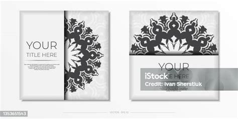 빈티지 패턴초대 카드를 준비하고 있습니다 고급 그리스어와 흰색 색상의 인쇄 가능한 디자인 엽서를 위한 세련된 벡터 템플릿 기념일에 대한 스톡 벡터 아트 및 기타 이미지