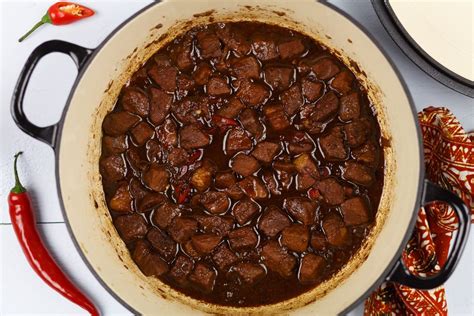 Be Celeng Base Manis Gestoofd Vlees In Ketjapsaus