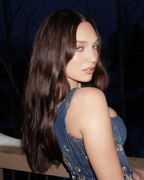 Maddie Ziegler Glows In Naked Sundays Cabanaglow Spf50 At Sundance
