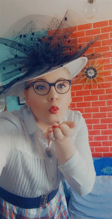 Kiss Rfeminization
