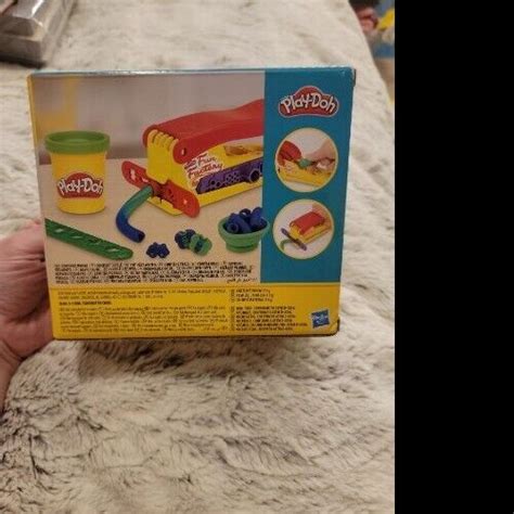 Brand New Play Doh Mini Fun Factory 7 Piece Play Set Ages 3 Hasbro E6b