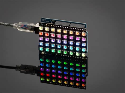 matrice 4x8 led uri rgb neopixel featherwing