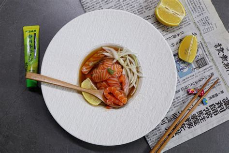 연어회 먹는법 간장 연어장 코스트코 연어 필렛 손질 숙성 뜨기 양파 매운맛 빼기 네이버 블로그