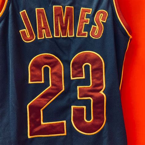 Nba Mens Cavs 23 James 23 Nba Jersey Size Xs Multicoloured S Used