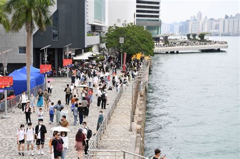 五一假期：香港各行各业火起来四川在线