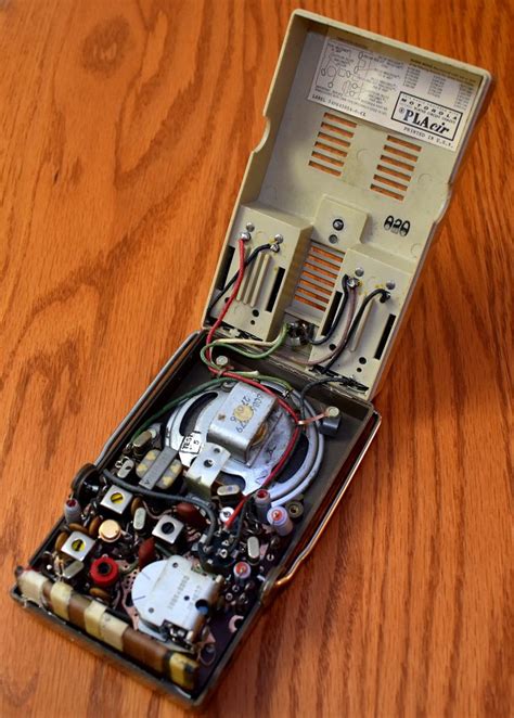 Vintage Motorola Transistor Radio Inside View Model X 16n Am Band 7 Transistors Made In