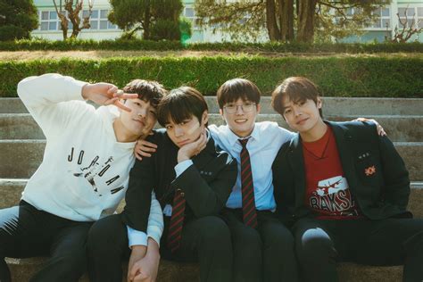 Weak Hero Class Wallpaper Laptop