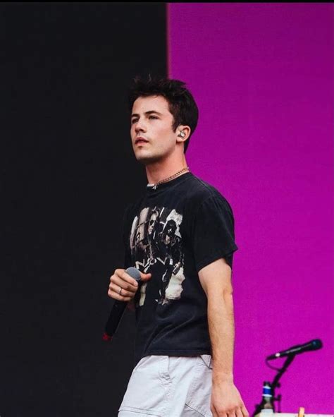 Pin By Dan On Dylan Wallows Dylan Just Beautiful Men Handsome Men