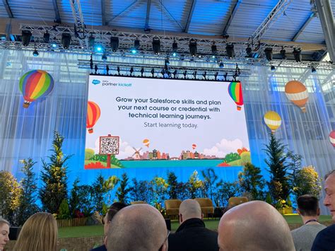 Salesforce Tableau Customer360 Kevin Pemberton