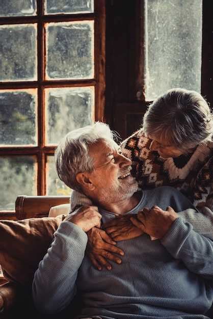 Romantic Relationship With An Uncle In A Dream What Does It Mean