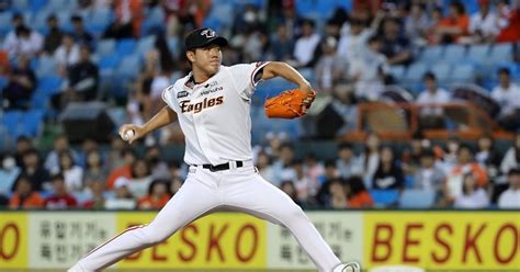 Kt Fa 심우준 보상선수로 한화 우완투수 한승주 지명