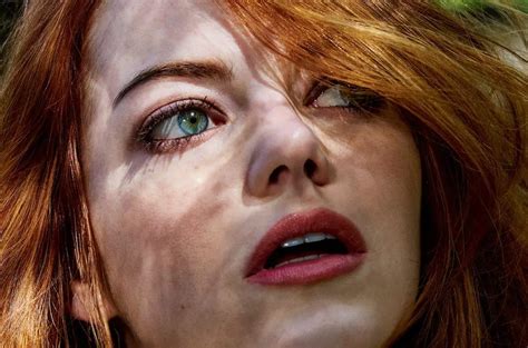 Emma Stones Big Beautiful Eyes Scrolller
