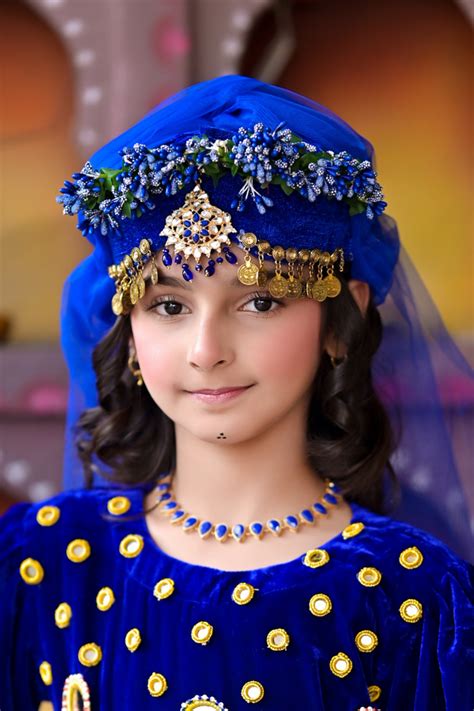 Premium Themed Capcrown