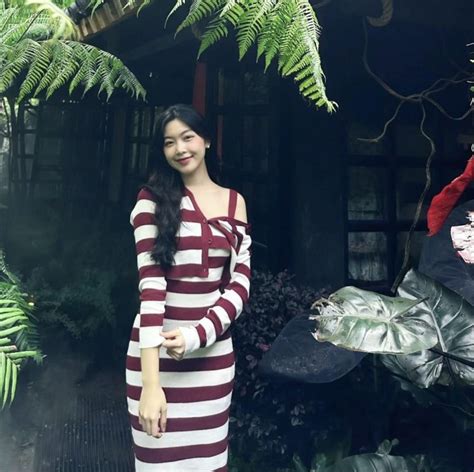 Clip L Lem Con G I Quy N Linh B T Trend Tiktok Khoe C N Nhan S C Xinh P T A C Ng Ch A