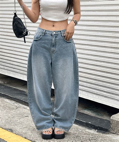 [기획가진행 ] 탐스 사이드 핀턱 폴딩 워싱 벌룬핏 와이드 청바지 배기 데님 팬츠 2colors 에이블리