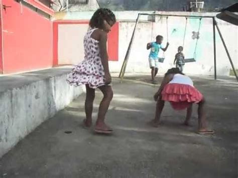 Danielle Dan Ando Funk Loukinha Vidoemo Emotional Video Unity