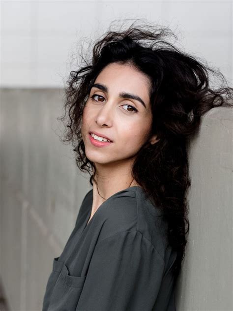 Suri Abbassi Actress Presenter