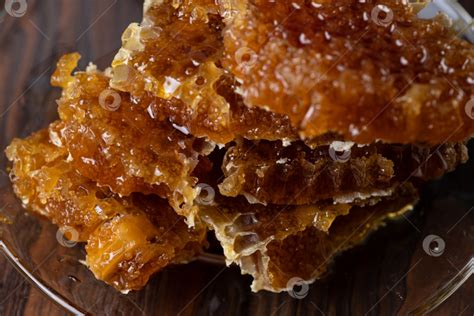 Пчелиные соты Ozero российский фотосток