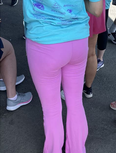 Pink Pants Vpl Nice Full Back Panty Lines Allison Flickr