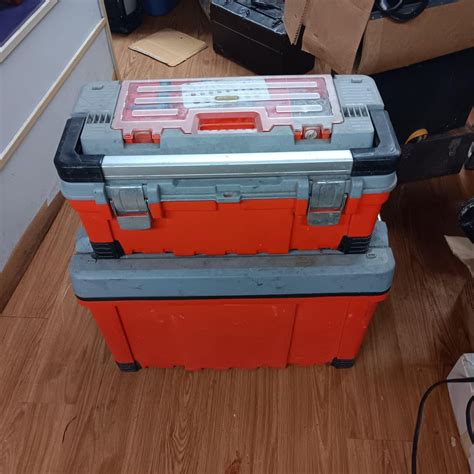 Stackable Rolling Tool Box And Contents Live And Online Auctions On