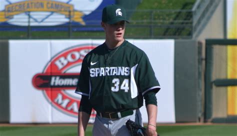 Msu Baseballspartans Deal Third Straight Shutout In 15 0 Victory