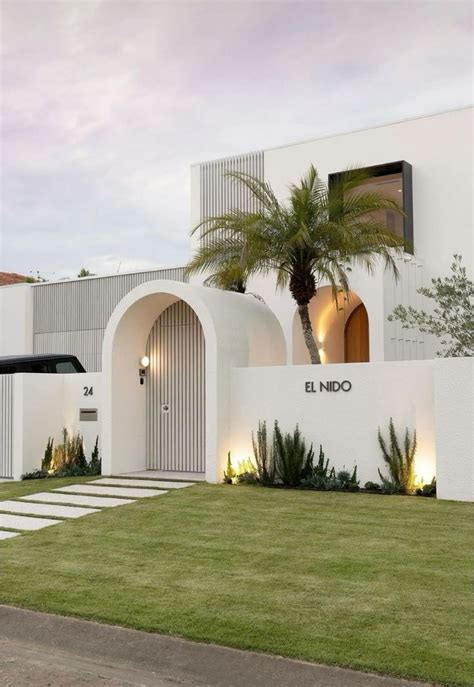 Home Fachada Minimalista Contemporânea в 2025 г Экстерьер коттеджа Архитектура фасадов