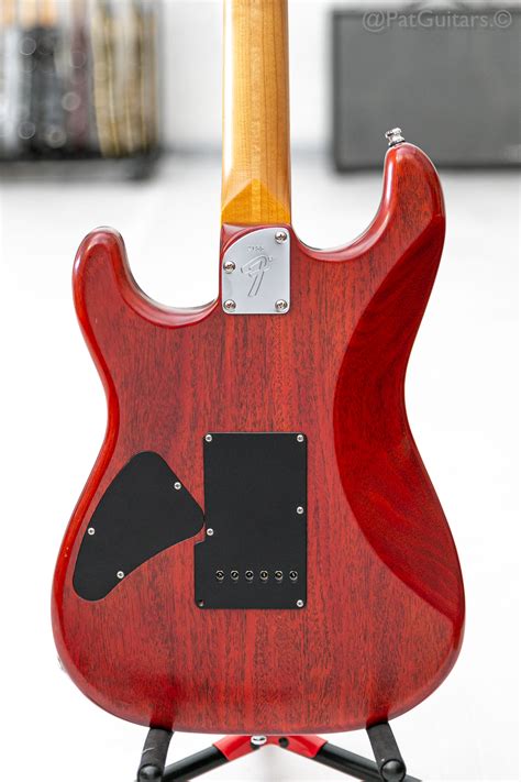 Fender Custom Shop Jason Smith Masterbuilt Fiji Stratocaster In Hand