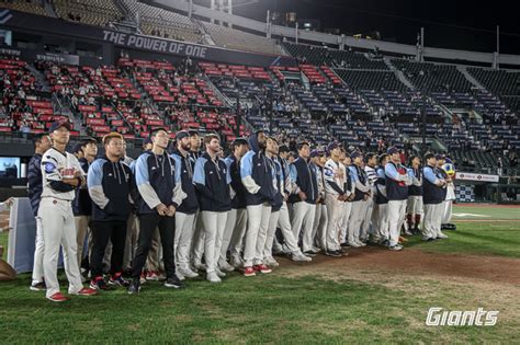 롯데의 비효율 1년 만에 29억원 증가···내년엔 김원중 구승민 Fa인데