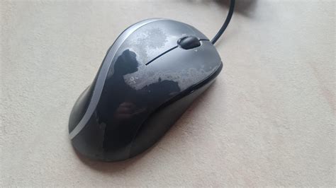 MX400 served me extremely well for over 17 years. : r/MouseReview