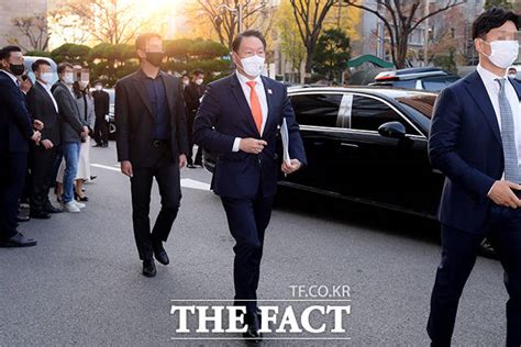 최태원 빈 살만 왕세자와 차담 [tf사진관] 포토 기사 더팩트