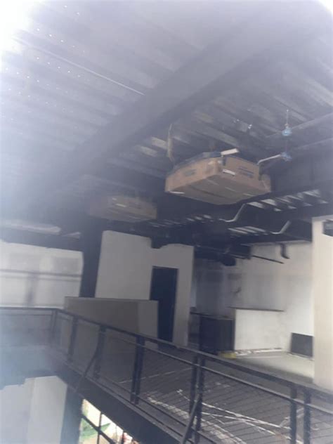 Grand ပြည်လမ်းမအနီး ကျိုက်ဝိုင်းဘုရားလမ်းမပေါ် အတန်ဆုံးစျေးနဲ့နေရာကောင်းအဆောက်အဦးနှင့်မြေက