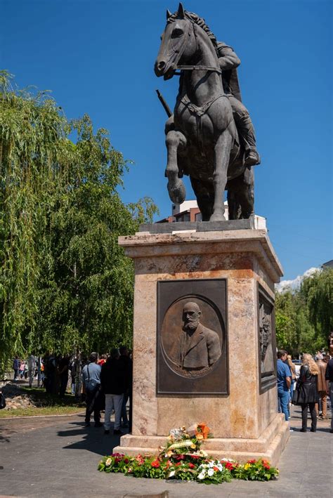 Дејан Митески Дејан Митески Added A New Photo