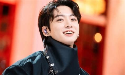 تاثیر عجیب جونگکوک کوچکترین عضو گروه بی تی اس در بازار او هرچه دوست دارد نایاب می‌شود