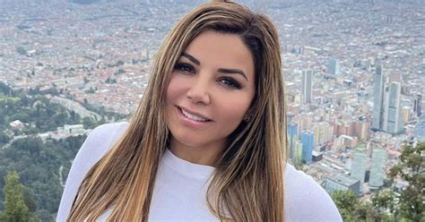 FOTOS Aleida Núñez enseña que tiene six pack