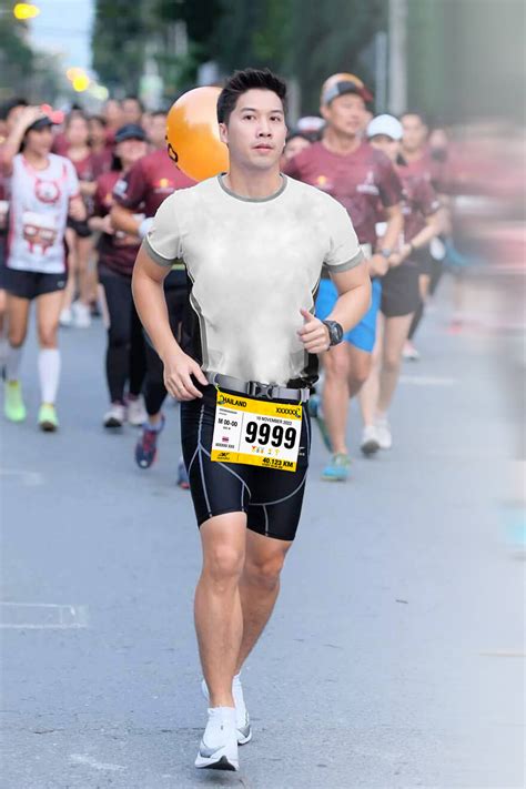 กระเป๋าคาดเอววิ่งติด Bib รุ่น Race Day Spandex Thailand