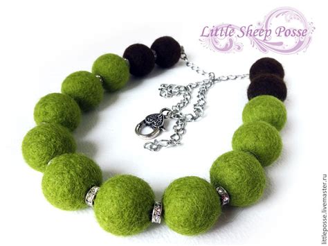 Войлочные бусы "Оливка" в интернет-магазине на Ярмарке Мастеров | Колье ...
