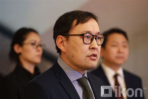 О Батхүү Шүүх дээр яваа маргаанд банкууд 1 ийн шимтгэл ямар учраас авч байгаагаа нотолж