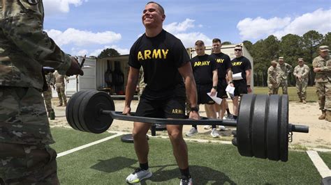 Here Are The Army S New ‘sex Neutral Fitness Standards