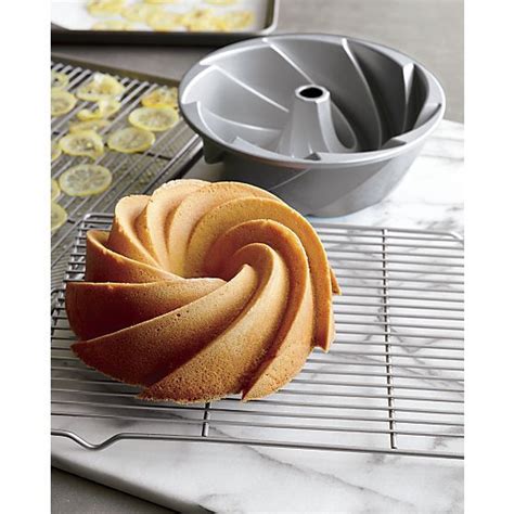 Nordic Ware ® Heritage Bundt ® Pan Cooking Gadgets Cool Kitchen