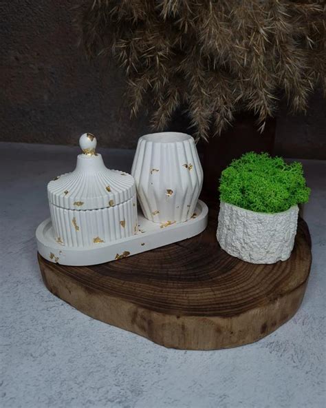 Кашпо гіпсове — ціна 450 грн у каталозі Скриньки Купити товари для дому та побуту за доступною