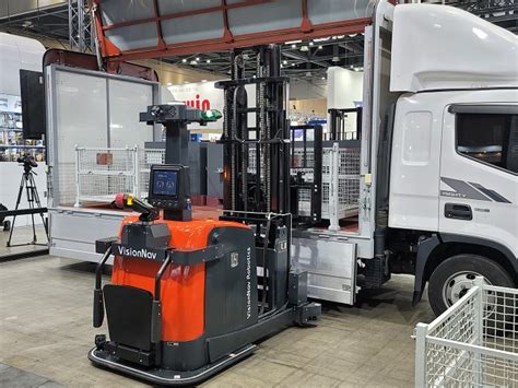 Monthly Focus ④ 물류 운반기기의 로봇화 로봇기술