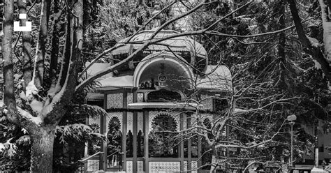 눈 덮인 기차 사진 Unsplash의 무료 회색 이미지