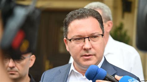 Даниел Митов Овладяваме пожарите добрата организация дава резултати Новини бг