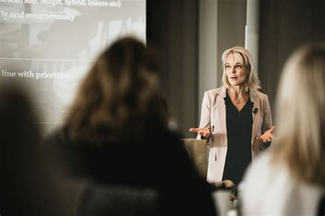Vd Ord Tillbaka I Sadeln Pandox