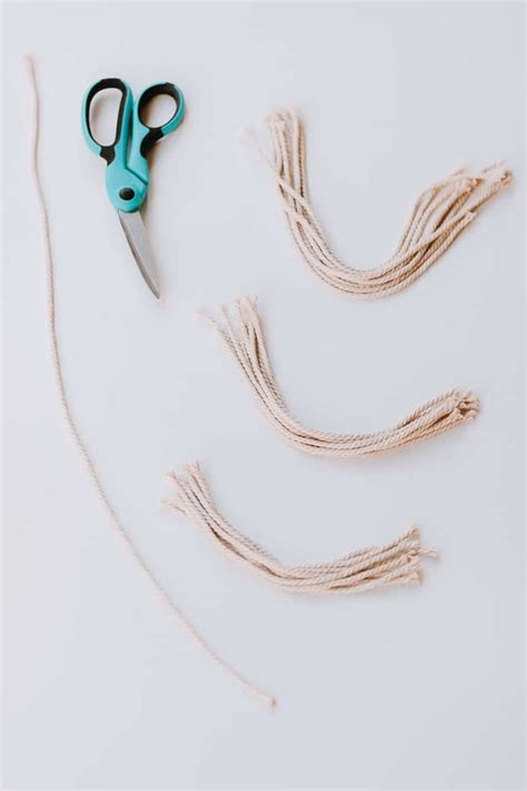 DIY Macrame Feathers Easy Step By Step Guide Decorhint