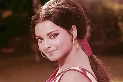 આ ઍક્ટરે જબરદસ્તીથી રેખાને 5 મિનિટ સુધી કરી હતી કિસ જાણો કિસિંગ ક્રાઈસિસ ઑફ ઈન્ડિયા વિશે