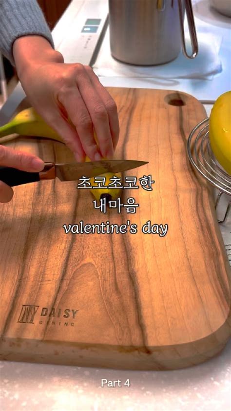 차박가족 강경수 차박 캠핑 낚시 전문가🗺️ 폭염에 차박 캠핑 다니시기 힘드시죠 에어컨 사용하실때 창문 거치대 Diy 해서 사용하시면 한 여름에도 시원하게 차박 캠핑