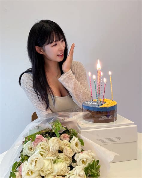 트레이너 다니 바른결pt샵 남부터미널pt 교대pt 서초pt 올해도 행복한 생일🎂 축하해주신 모든분들 감쟈해용💗 아직 괌에서 Ing중 ㅎㅎ