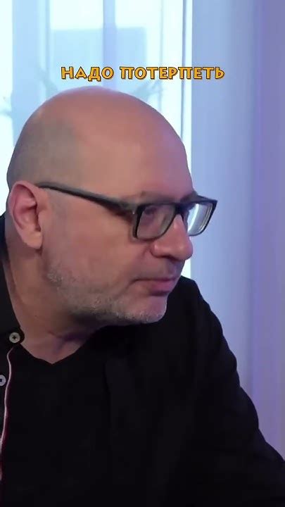 Начальник под юбку руку запускает Youtube